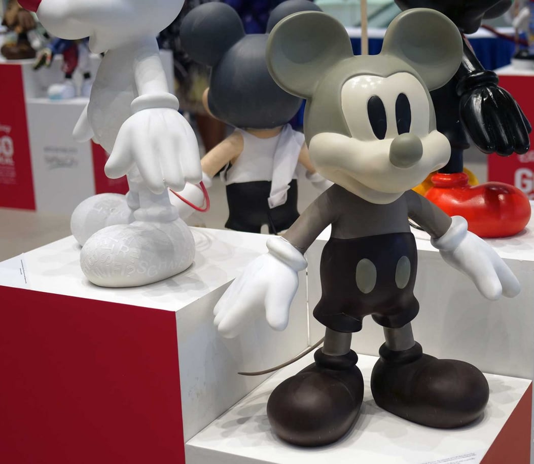 Check Out These 90 Singapore-Themed Mickey Mouse Figurines Designed By ...