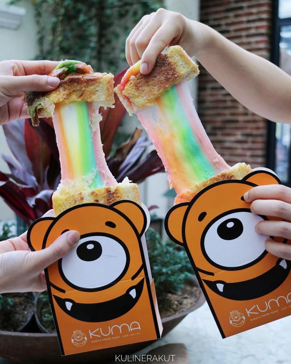 These Pretty Rainbow Cheese Toasts Have Just Arrived In Singapore! We Want!