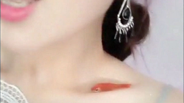 [Fish In Collarbone] The New 'How-Skinny-Are-You' Measurement