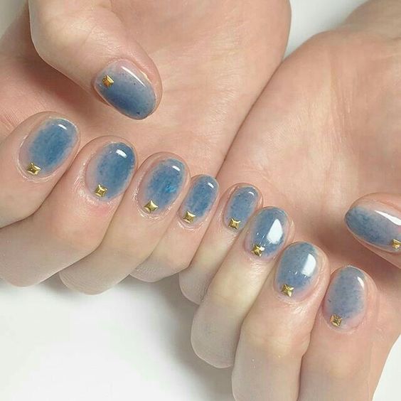 Here's 13 Damn Chio Blue Nail Designs For Girls Who Love The Colour Of ...