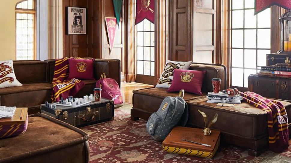 Want A Bedroom Like That? Check Out This Harry Potter Themed Home ...