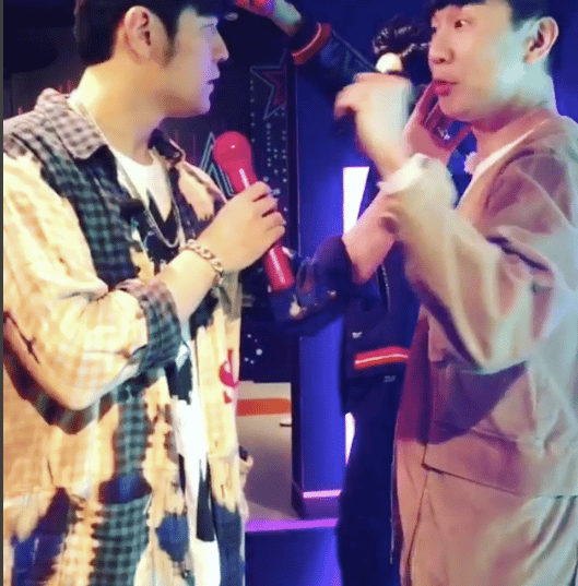 Jay Chou And JJ Lin Competes To See Whose Eyes Are Bigger In Singapore