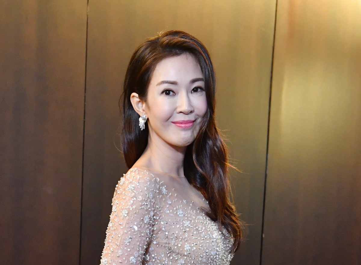 Julie Tan Has A Special Gift! She Can Feel Ghosts....And Other ...