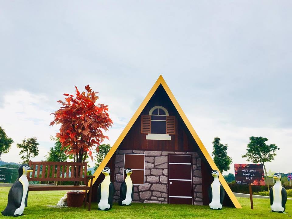 A Penguin Village Just Emerged In Malaysia For Christmas And Here's How ...