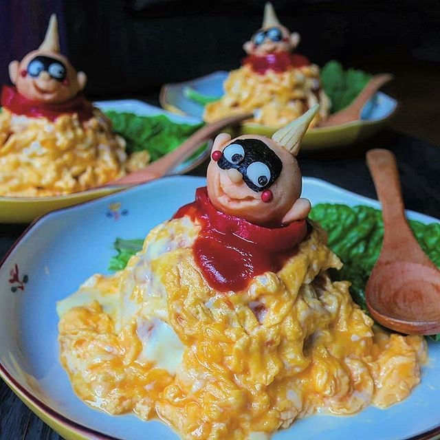 This Mother Makes The Most Adorable Cartoon Bento Sets!