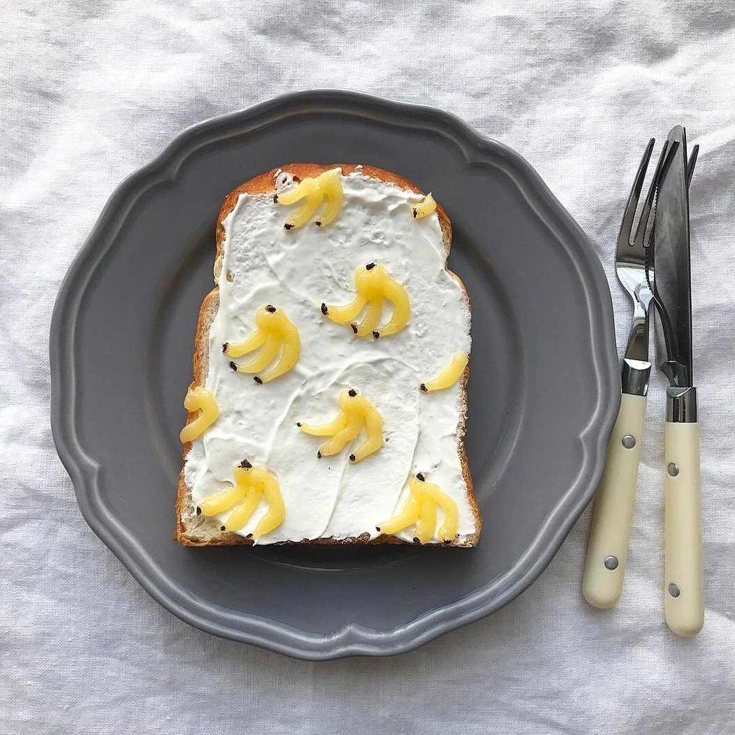 Make Your Mornings Happier With These Adorable Toast Ideas