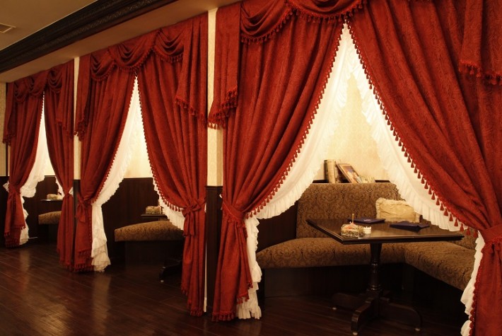 Be Treated Like A Princess At A Butler Cafe In Japan