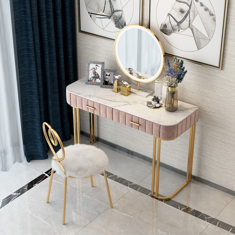 Vanity Tables To Start Your Day Right