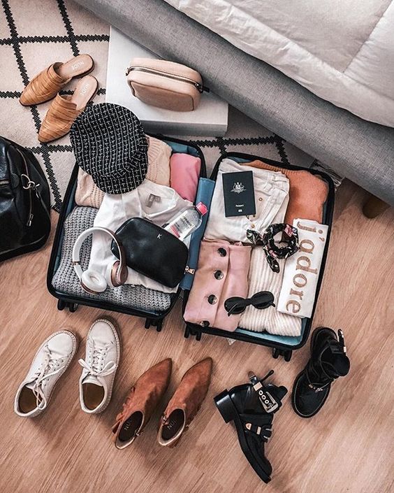 Pack Your Luggage Under 7KG With These 4 Simple Hacks!