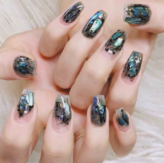 Stunning Nail Art Inspired By Mother Of Pearl Shells | GirlStyle Singapore