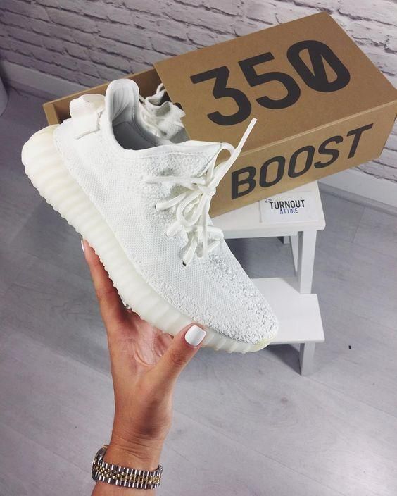 Ways To Take Insta-Worthy Photos Of Your Shoes