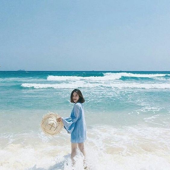 Easy And Natural Poses For Those Who Aren't Good At Posing For Photos