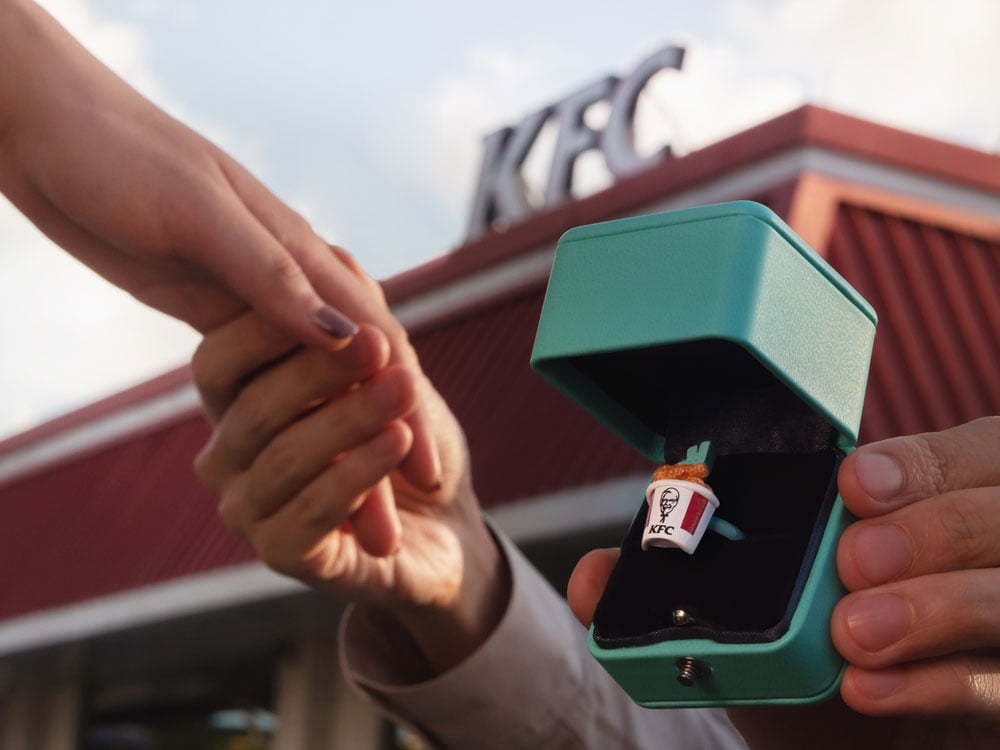 New Deliveroo X KFC Ring For Valentine's Day