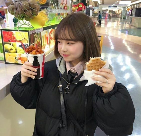 Realistic & Practical Diet Tips: Ways To Resist Your Junk Food Cravings ...