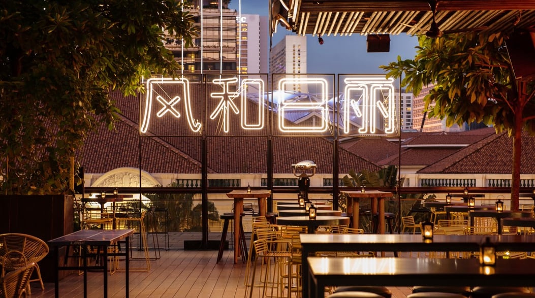 Bars In Singapore To Chill-Out At With Your Friends After A Day Of Work