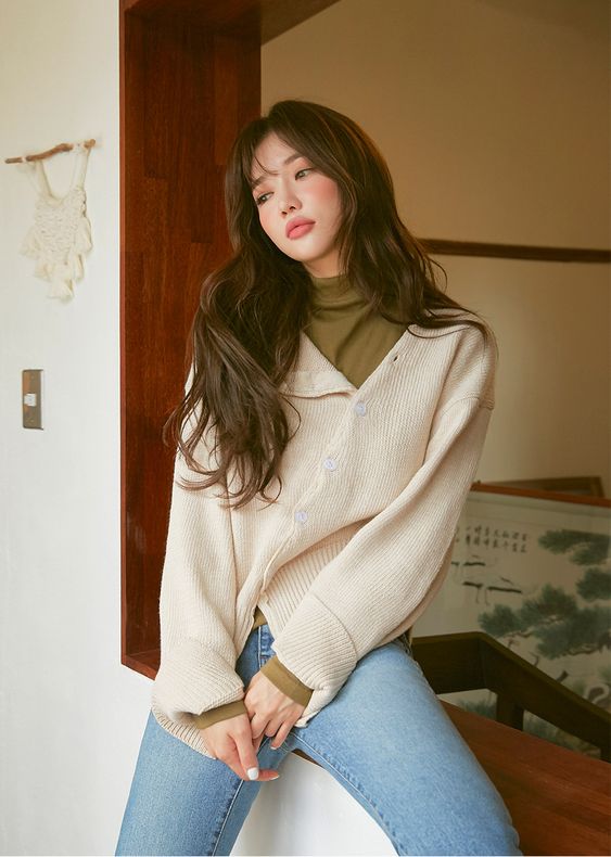 How To Get Thicker-Looking & Voluminous Hair Easily