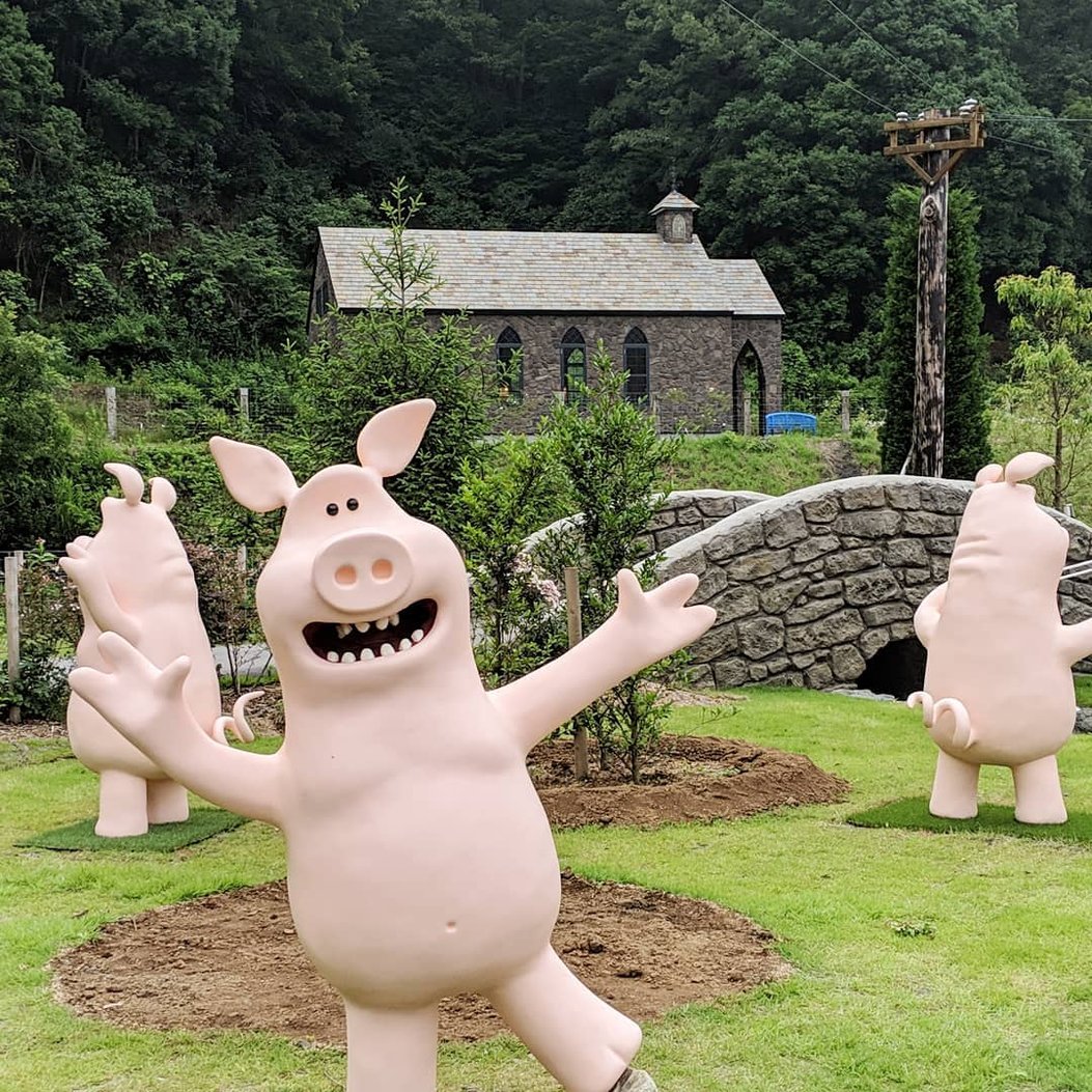 Shaun The Sheep Farm Garden At The English Garden Rozanberry Tawada In ...