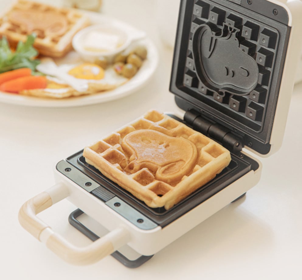 Snoopy Kitchenware By 10x10 Makes Cooking More Fun & Ships To SG