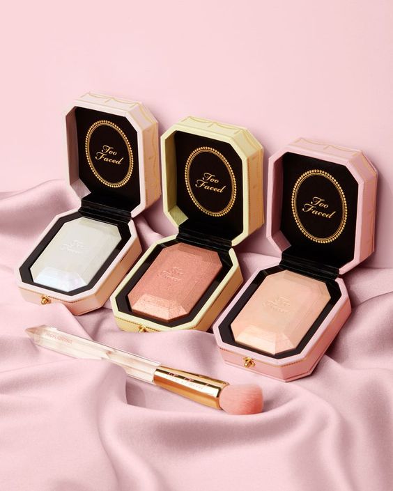 Best Highlighters To Add To Your Makeup Collection For Glowing Skin