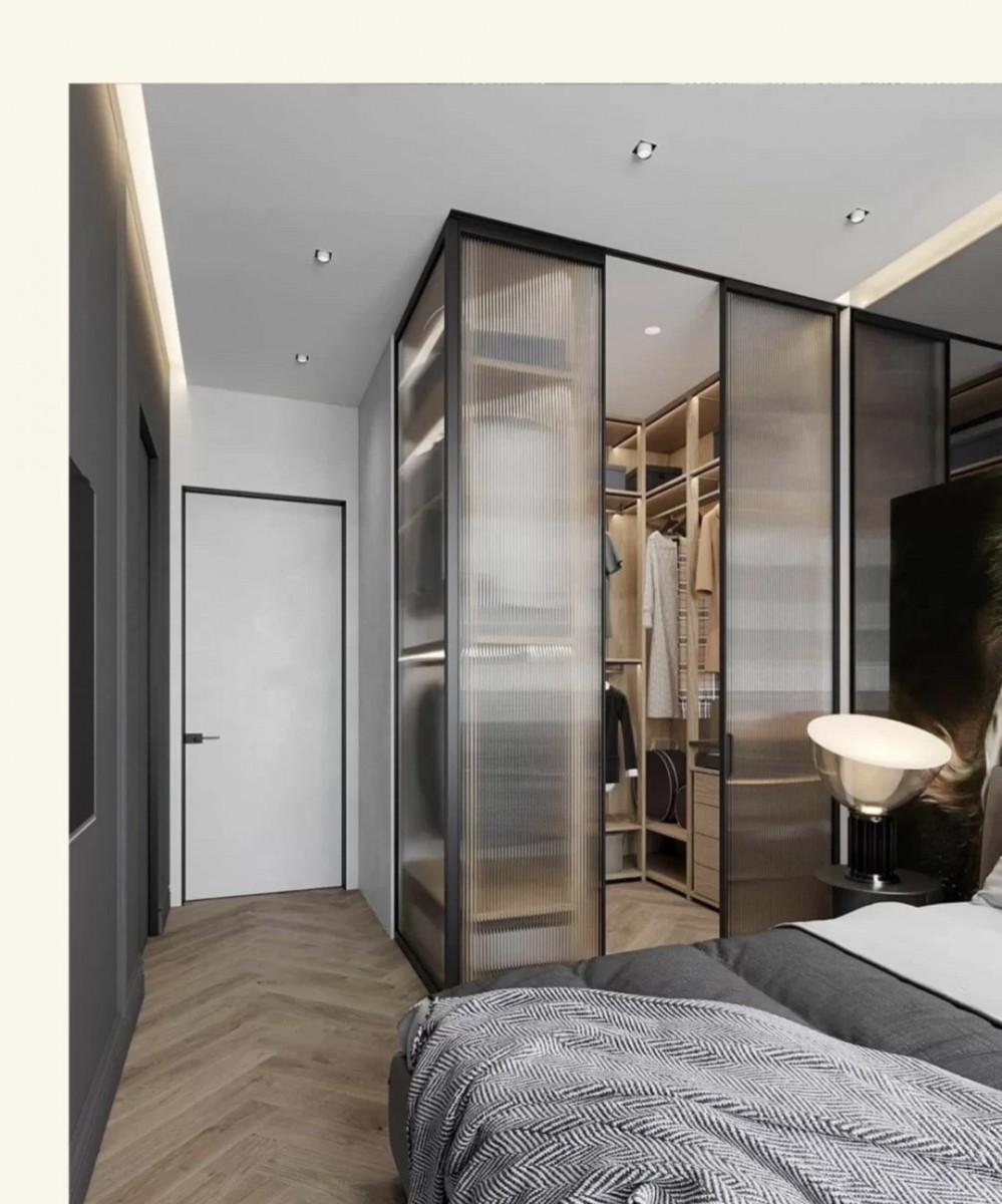 5 Elegant Walk-In Wardrobe Styles For Small HDB Bedrooms