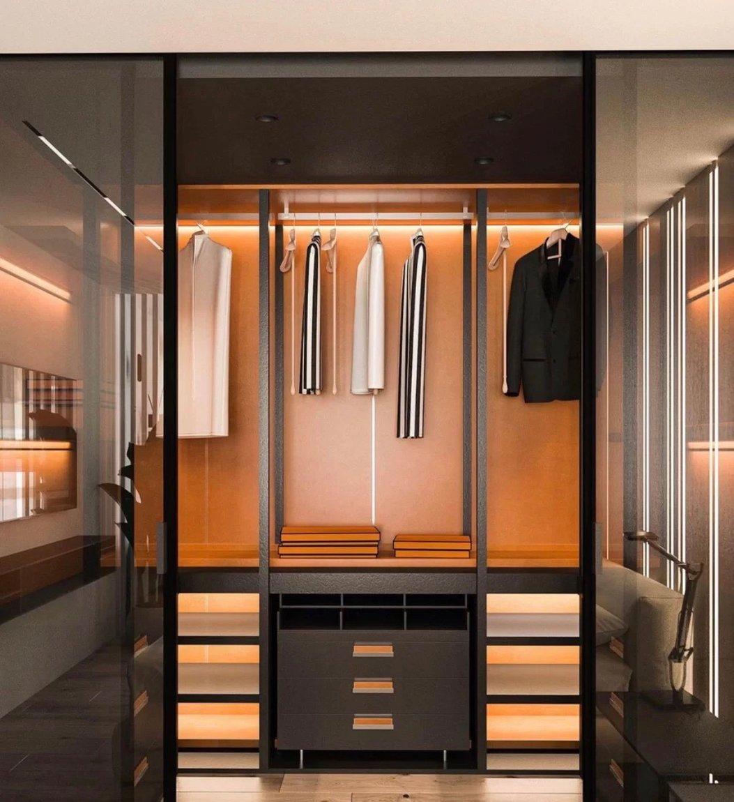 5 Elegant Walk-In Wardrobe Styles For Small HDB Bedrooms