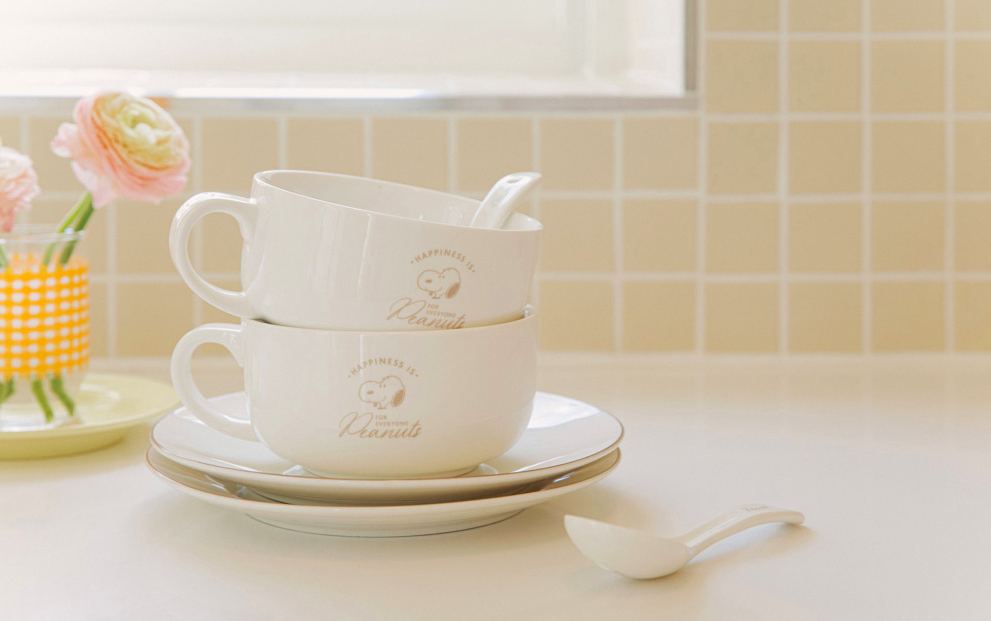 Snoopy Kitchenware By 10x10 Makes Cooking More Fun & Ships To SG