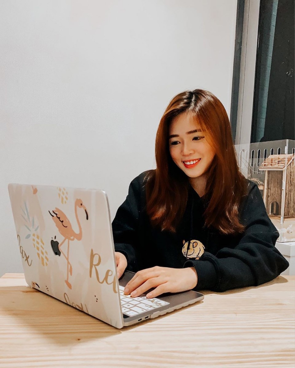 12 Facts About Cherylene Chan, The Young Influencer Who's Confirmed To ...