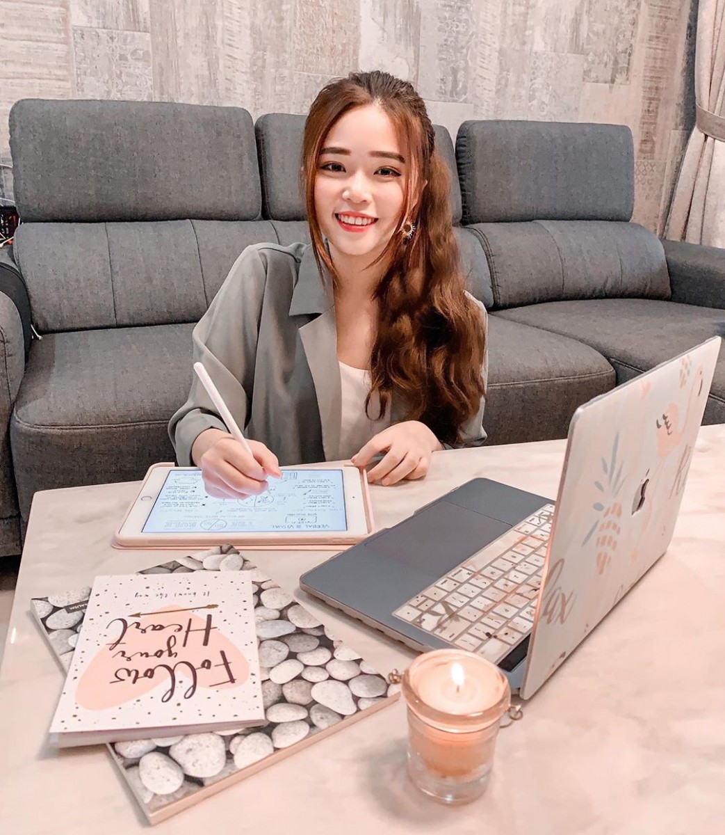 12 Facts About Cherylene Chan, The Young Influencer Who's Confirmed To ...