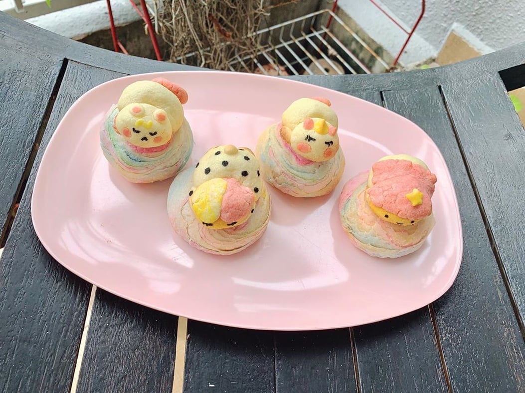 Thousand Layer Character Mooncakes: Little Twin Stars & Unicorn Designs ...