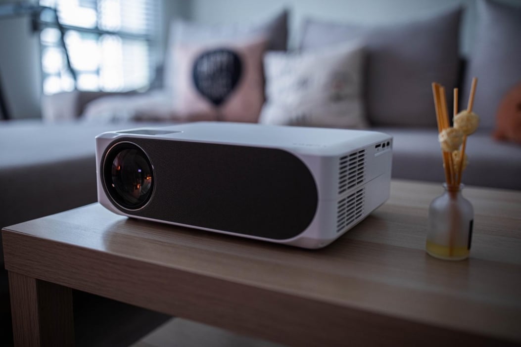 LUMOS Smart Home Projector Singapore: Netflix, YouTube & Phone Casting ...