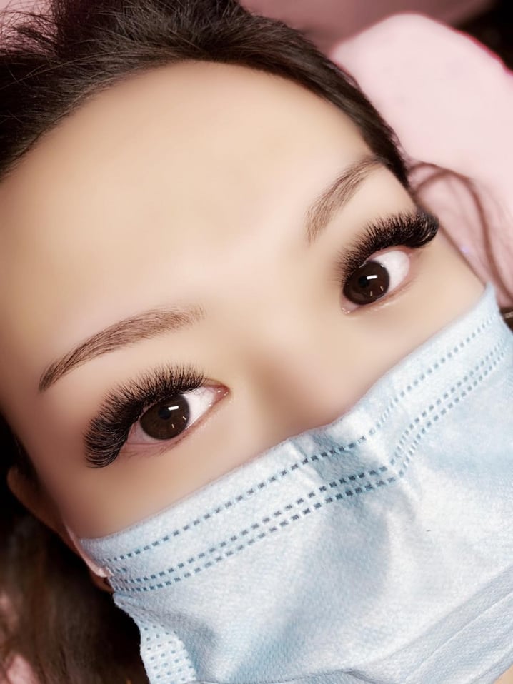 Eyelash Extensions In Singapore: 4 Popular Styles & Where To Get Them Done
