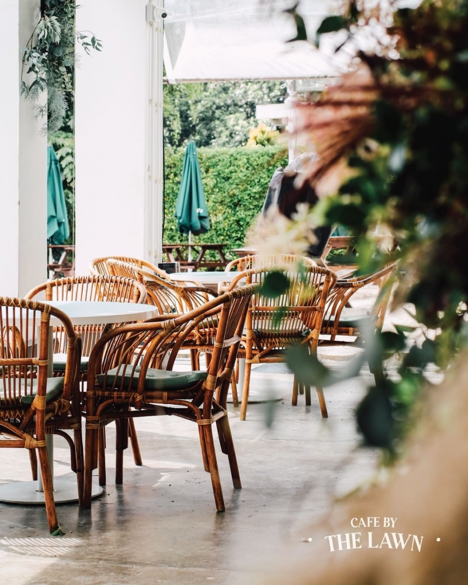 15 Garden-Themed Cafes & Restaurants In Singapore For Nature Lovers