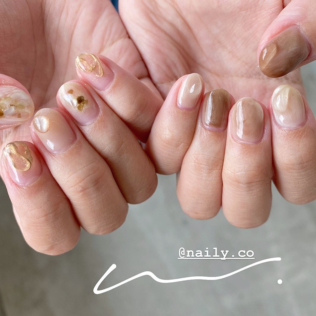 12 Soft, Subtle & Universally-Flattering Milk Tea-Inspired Nail Art ...
