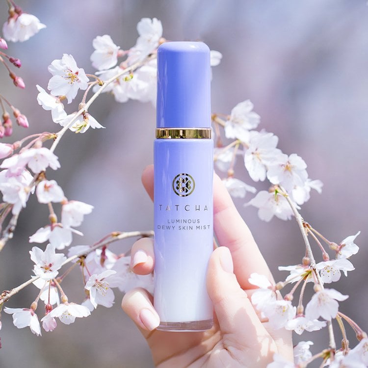 7 Best Hydrating Face Mists In Singapore For Those With Dry Skin