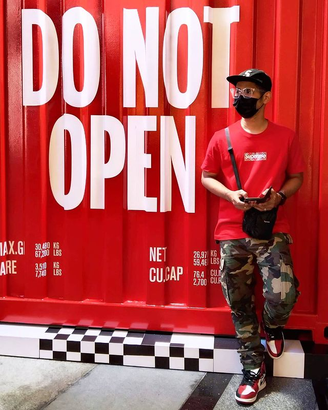 Louis Vuitton’s Famous Shipping Containers: Finally In Singapore At ION ...