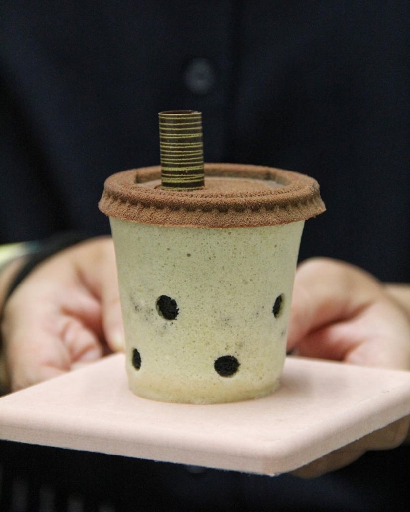 Origin + Bloom Cafe: Hojicha Bubble Tea-Shaped Cake In Singapore