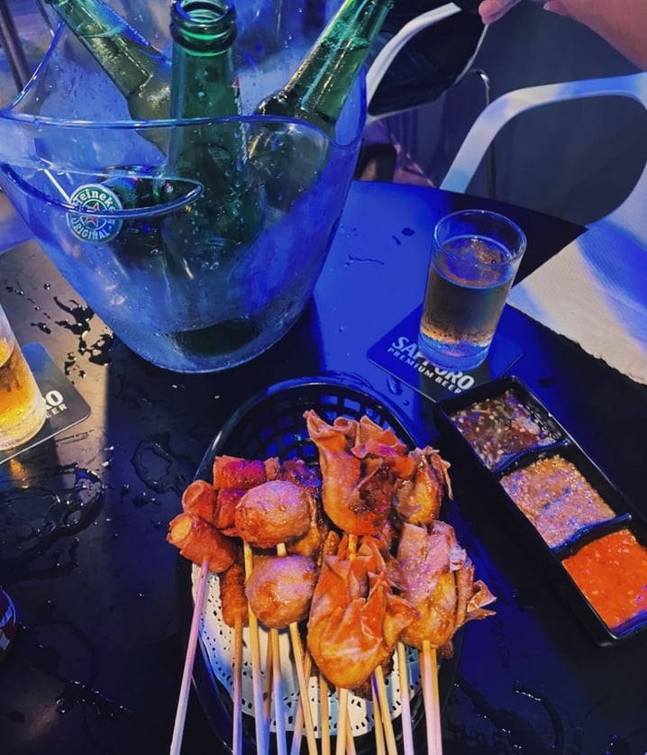 The Lok Lok Bar: Serves Lok Lok & Alcohol Including Soju Till 11PM