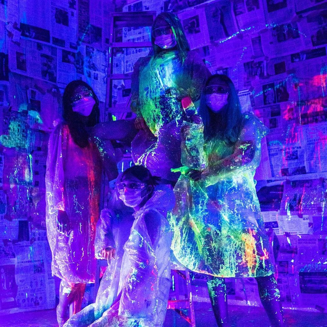 The Neon Playground: Singapore's First Neon Art Jamming With DJ ...