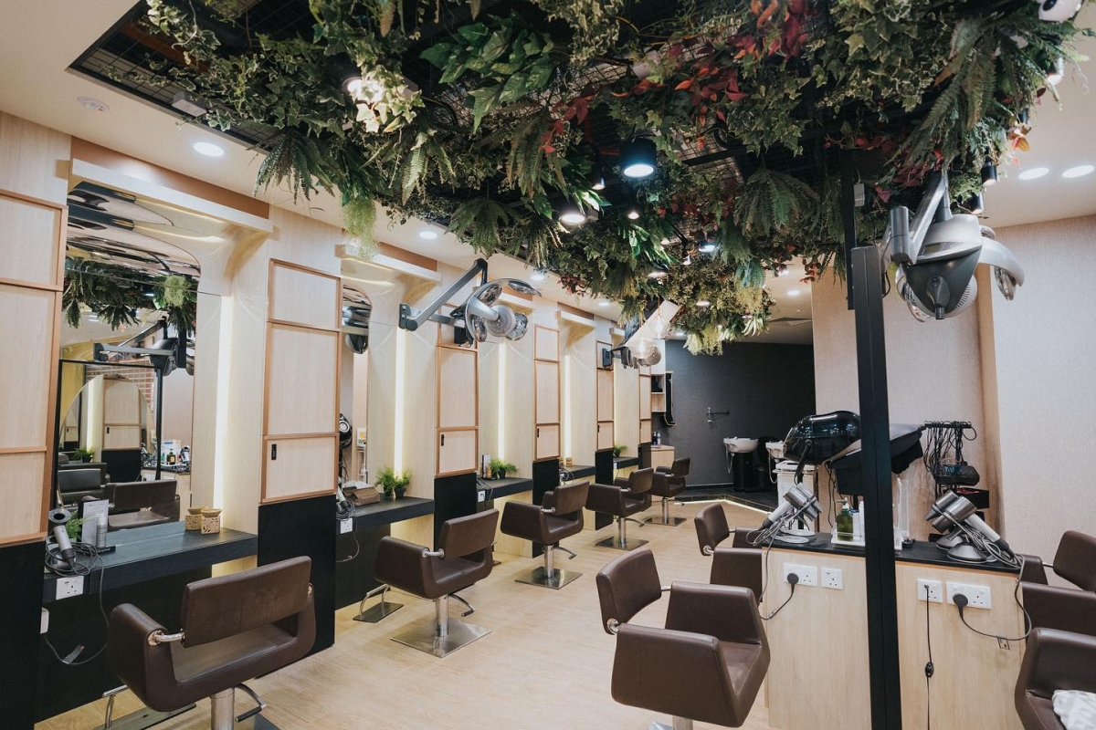 Best Affordable Hair Salons In Singapore For Korean Perms, S-Curl, C-Curl, Waves & More
