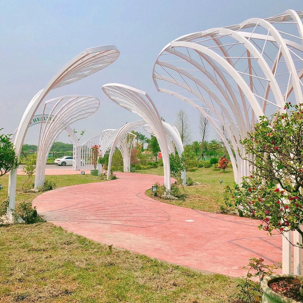 Healtdeva Manor: New Castle In The Sky Attraction In Yilan, Taiwan