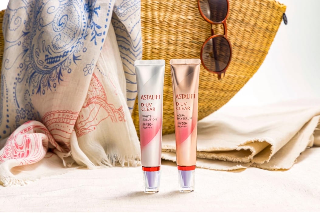 Astalift D-UV Clear White Solution Sunscreen Review: Non-Oily Sunblock ...