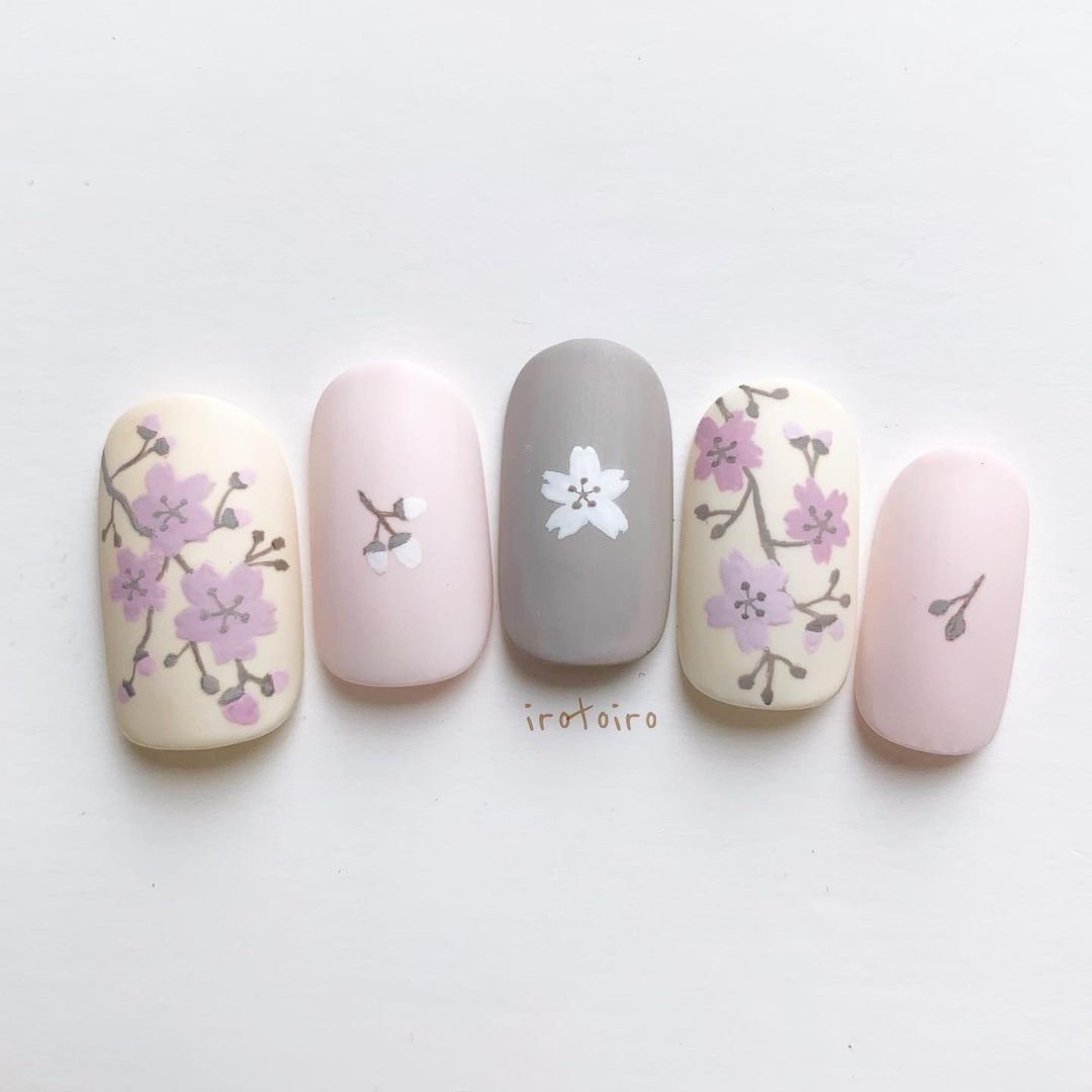 9 Sakura Nail Art Designs For Cherry Blossom Themed Manicures