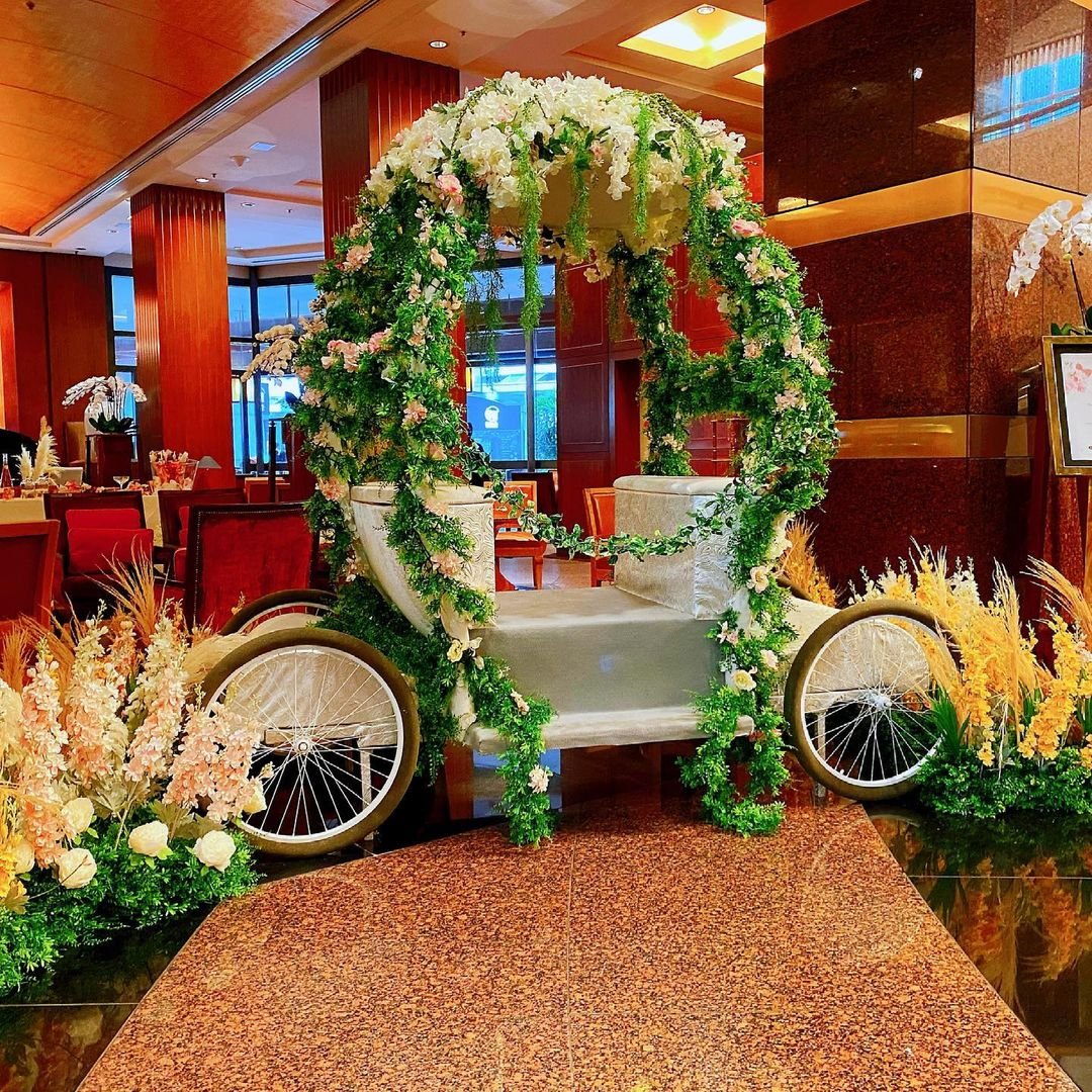 Floral-Themed High Tea At Conrad Centennial Singapore's Indoor "Flower ...