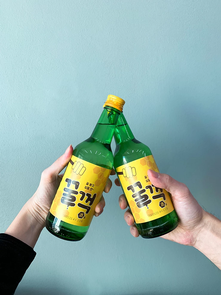 Stickies Bar: $6.50 Soju Promo, Free 1-Hour Delivery Till 4AM