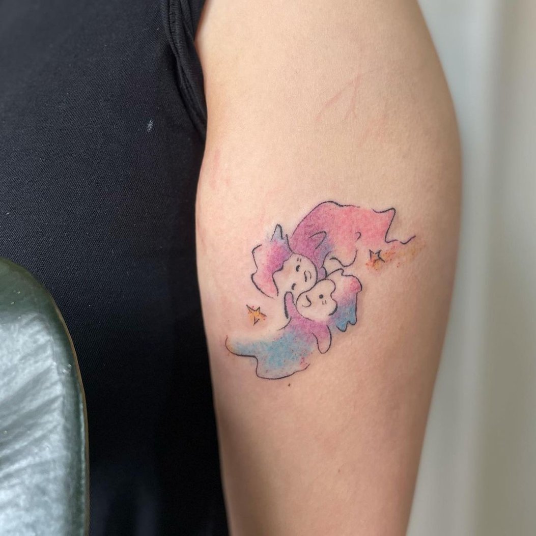 Dreamy & Colourful Hand Poke Tattoos By Singaporean Tattoo Artist