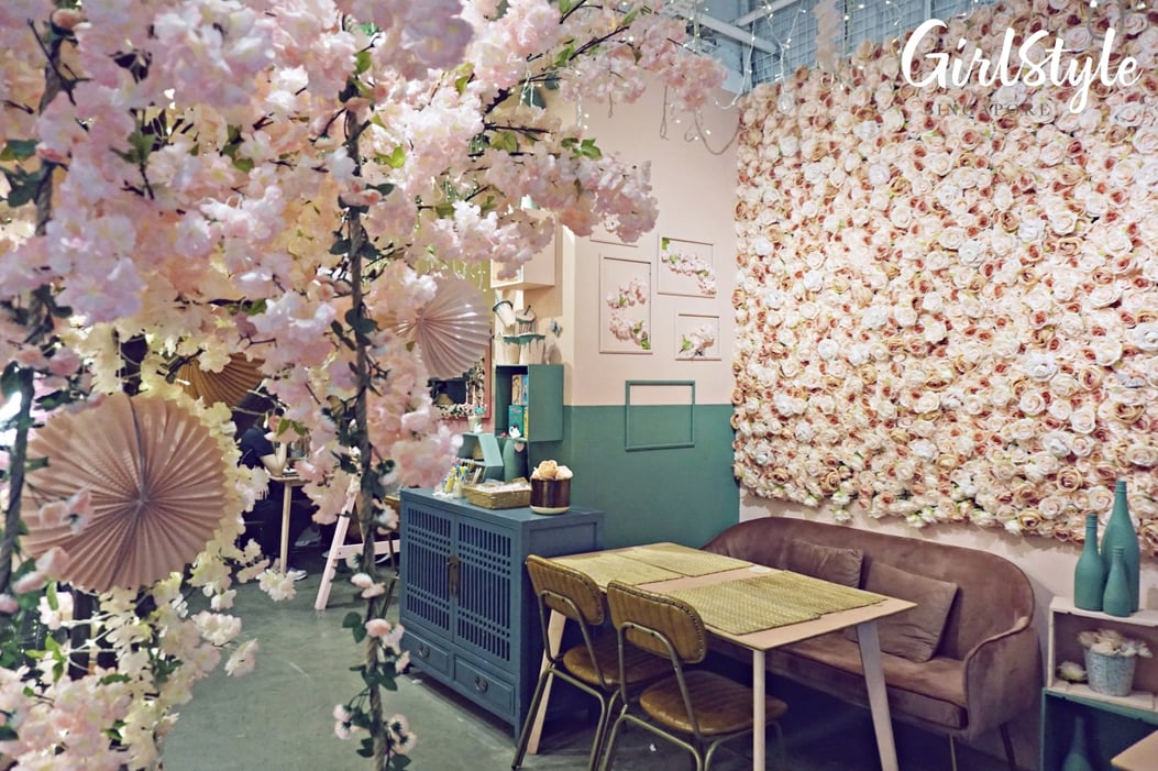 Brown Butter Cafe Review: New Love-Themed Decor, Desserts & Drinks Menu