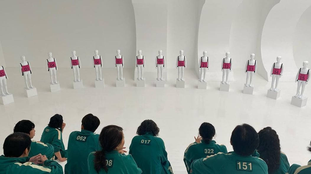 Squid Game Behind-The-Scenes Cute & Funny Moments From Cast Members ...