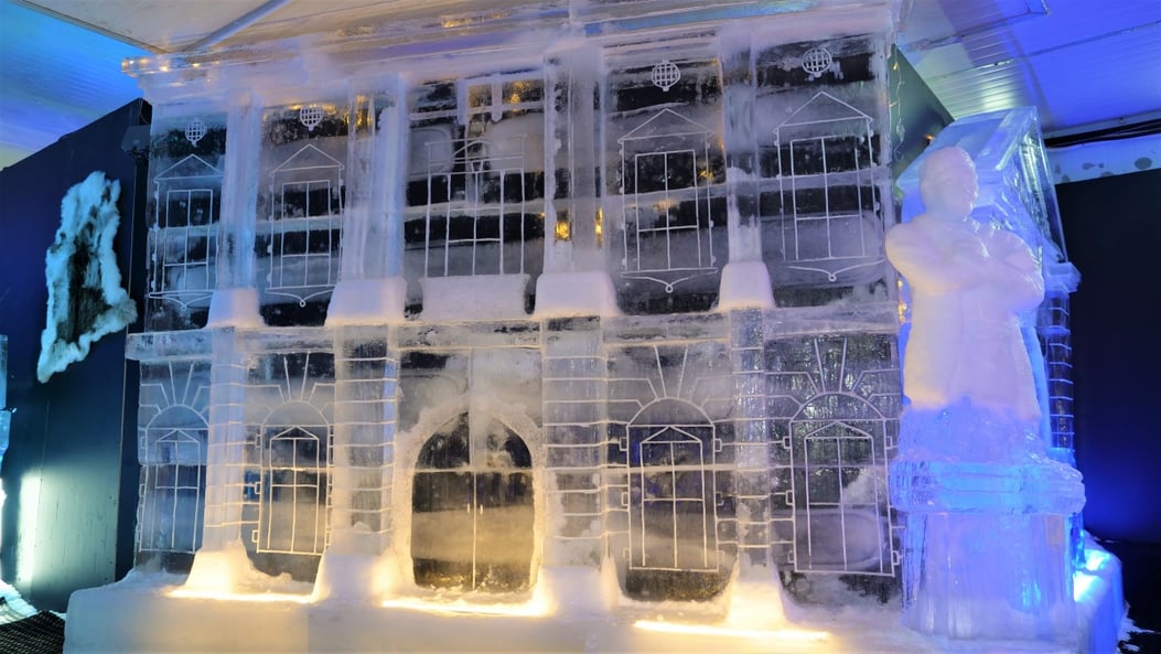 First Ice Hotel Gallery In Singapore Has Magical Ice Sculptures At Snow ...