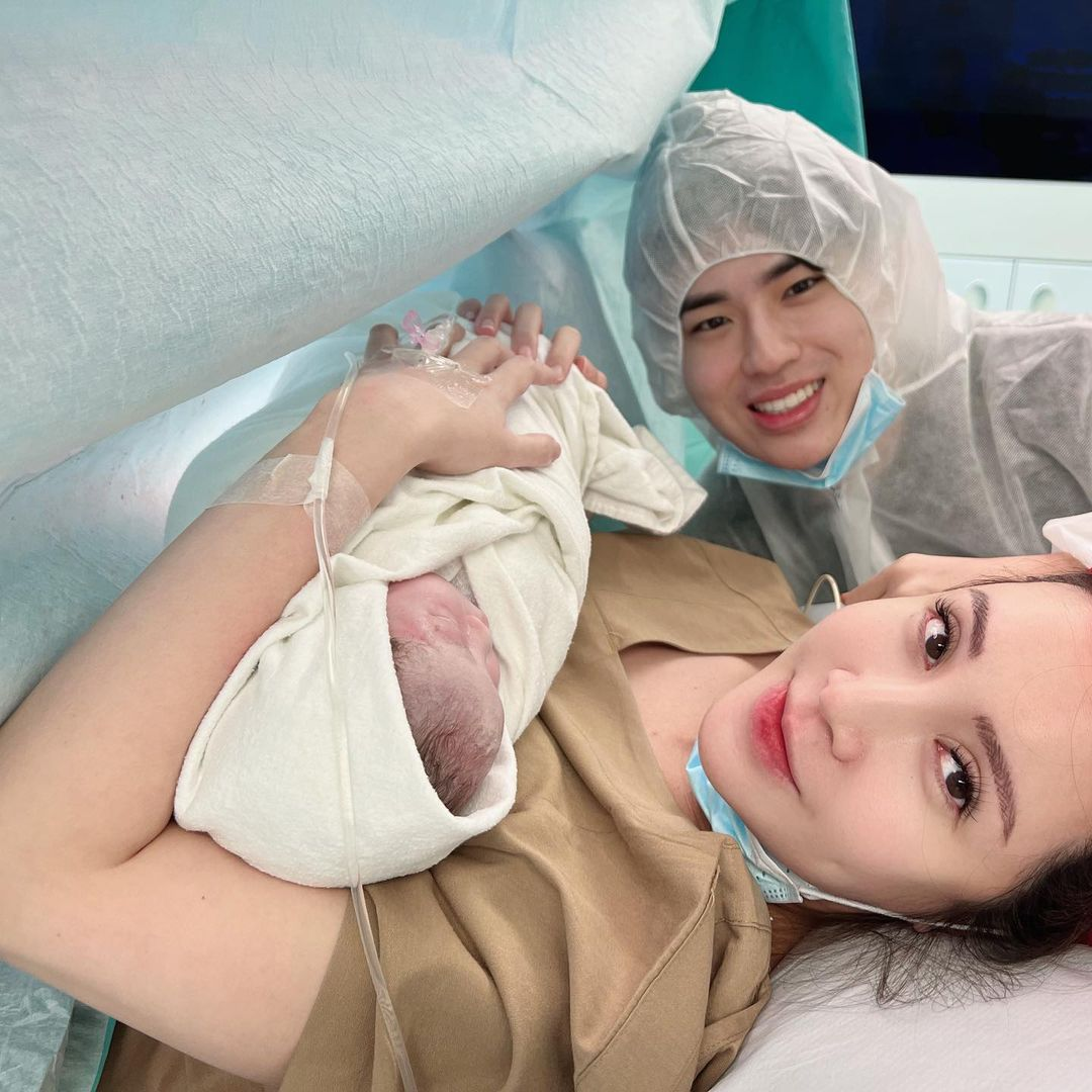 39-Year-Old Yan Kay Kay Gives Birth To Daughter, Reveals Unique Name