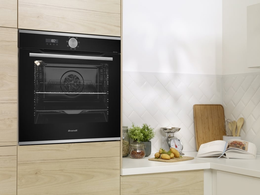 Brandt Steam-assisted Catalytic Oven: 5 Reasons To Get This Self ...